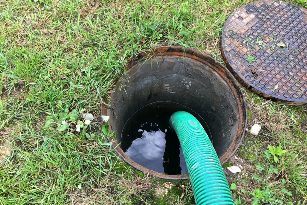 Pulizia Pozzi Neri: Servizio Professionale